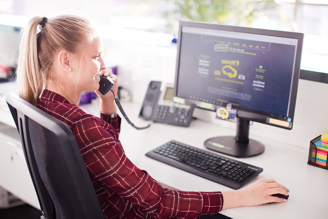 Jak Si Objednat Po Telefonu Takecars